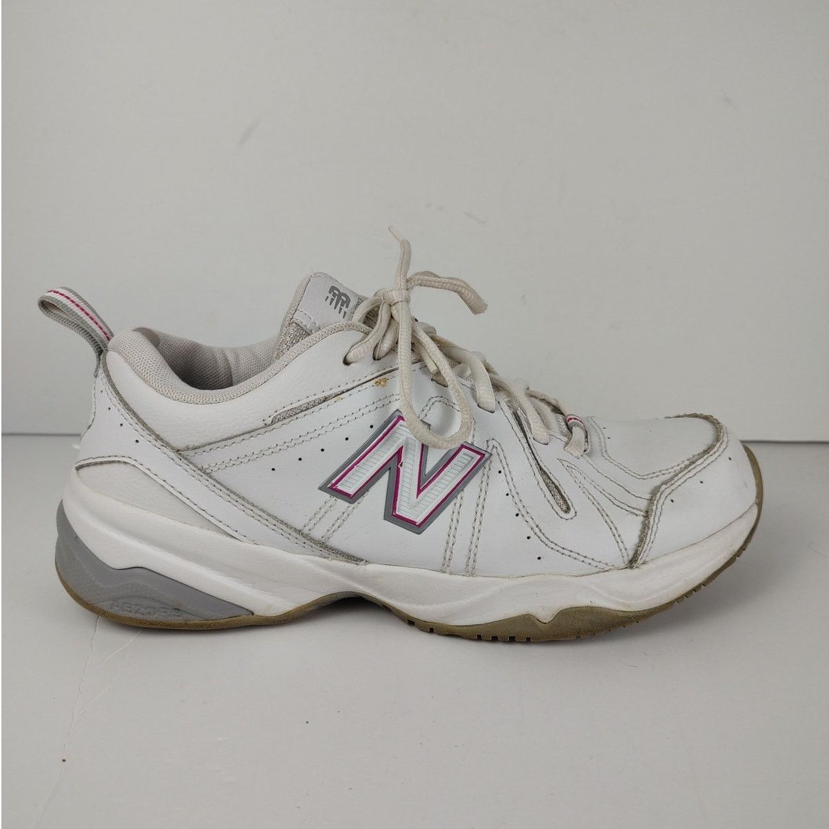 New Balance Y2K New Balance 619 white/pink retro sneakers womens 8.5 ...