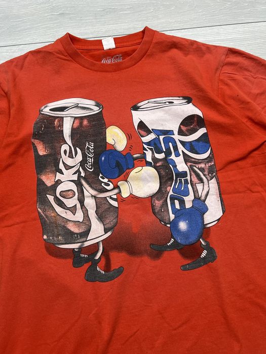 Vintage Vintage Coca Cola vs Pepsi Fight T-Shirt (Y0097) | Grailed