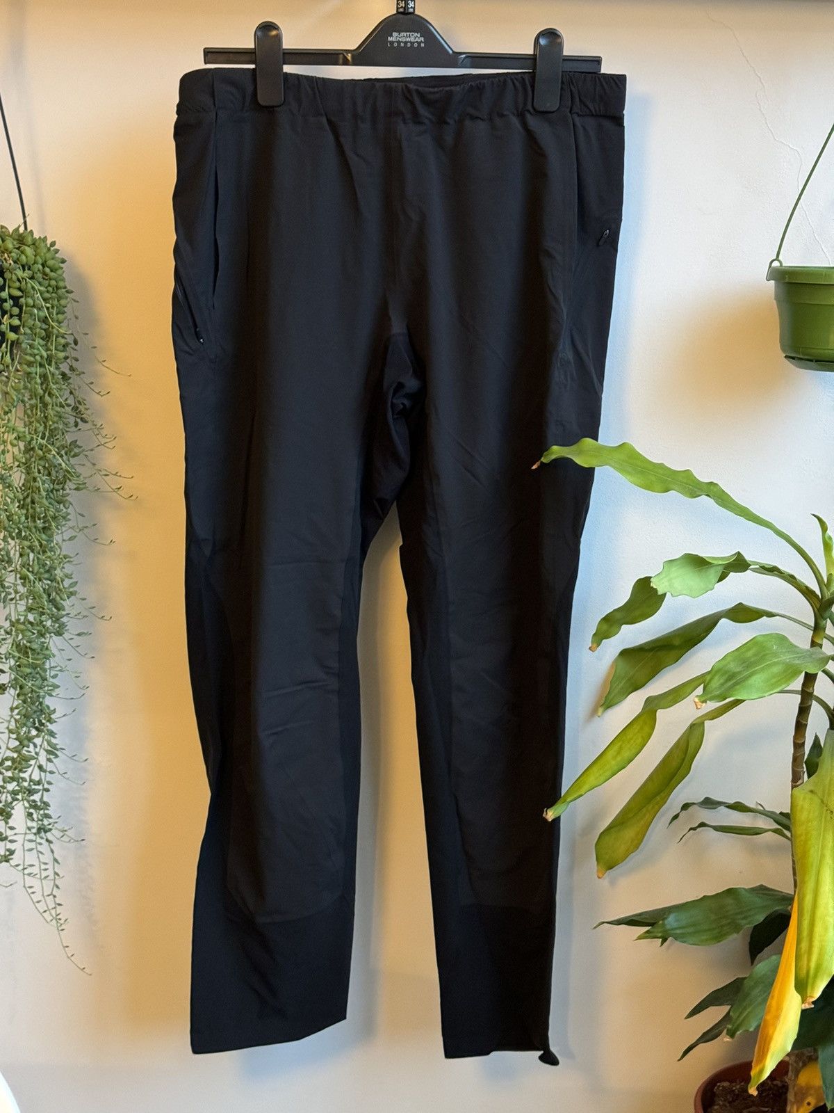 Arc'Teryx Veilance Veilance Secant Comp lightweight pants | Grailed Arc'Teryx Veilance Veilance Secant Comp lightweight pants | Grailed