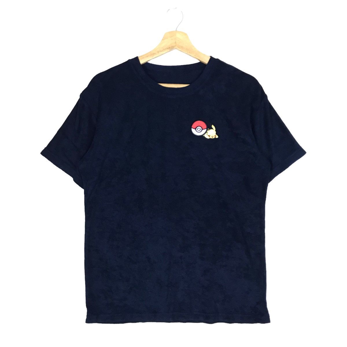 GU × Nintendo × Pokemon Pokemon Nintendo x GU Embroidery Logo Fleece ...