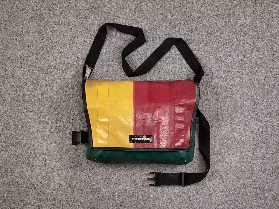 Freitag × Vintage Freitag Bag Big Series G5.1 Recycling Messenger Japan ...