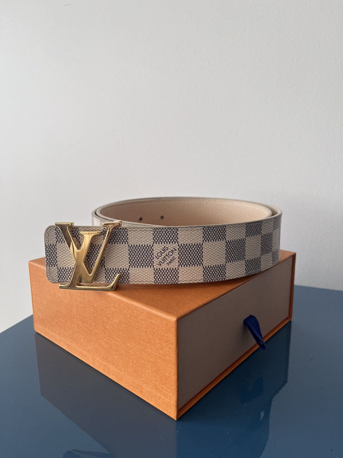 Louis Vuitton Lv checkered cream and gold belt | Grailed