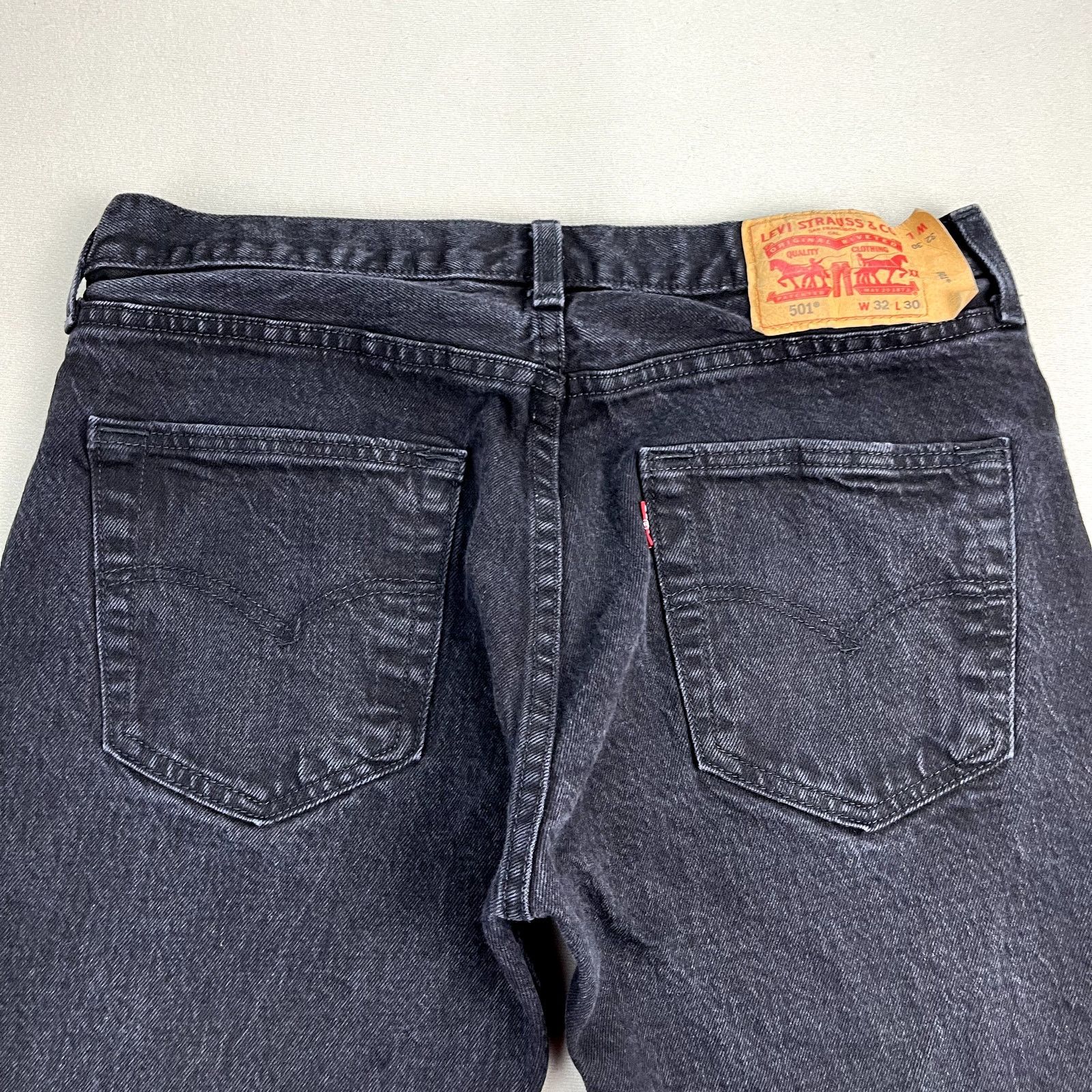Levi's Levis 501 Jeans 32x30 Black Denim Original Straight Charcoal ...