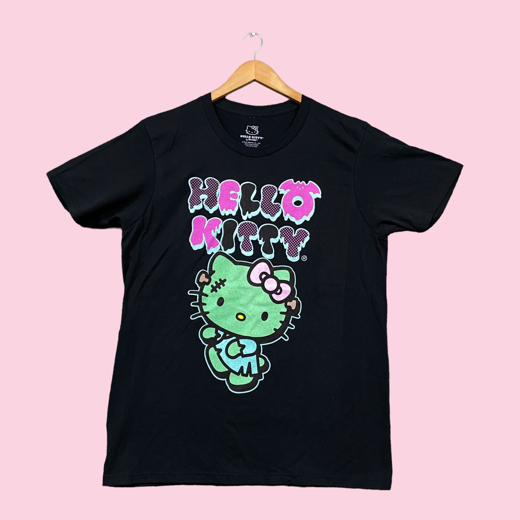 Universal Studios Frankenstein Monster Hello Kitty by Sanrio Tee L ...