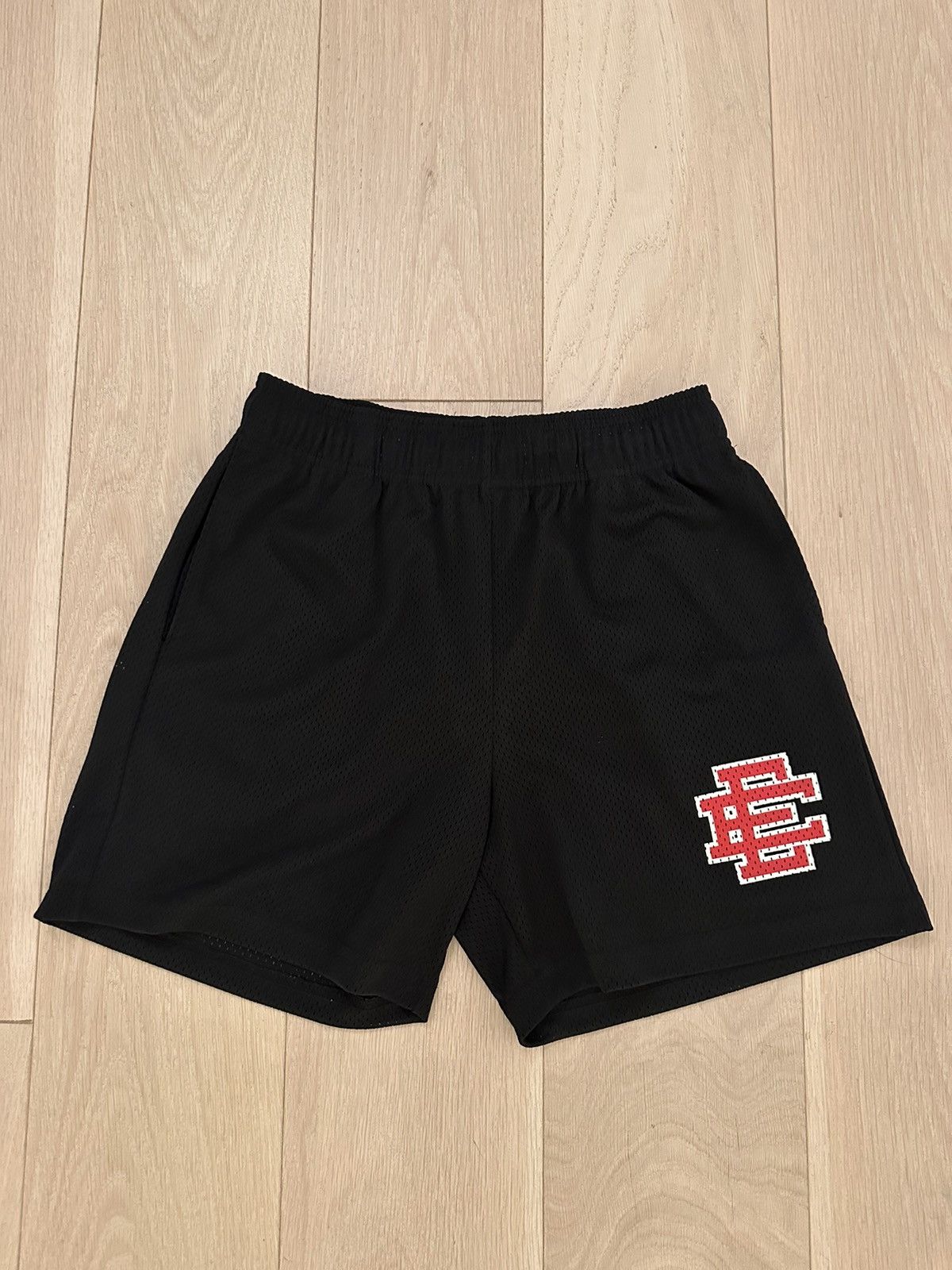 Eric Emanuel Eric Emanuel EE Basic Short (FW21) Black Varsity Red (M ...