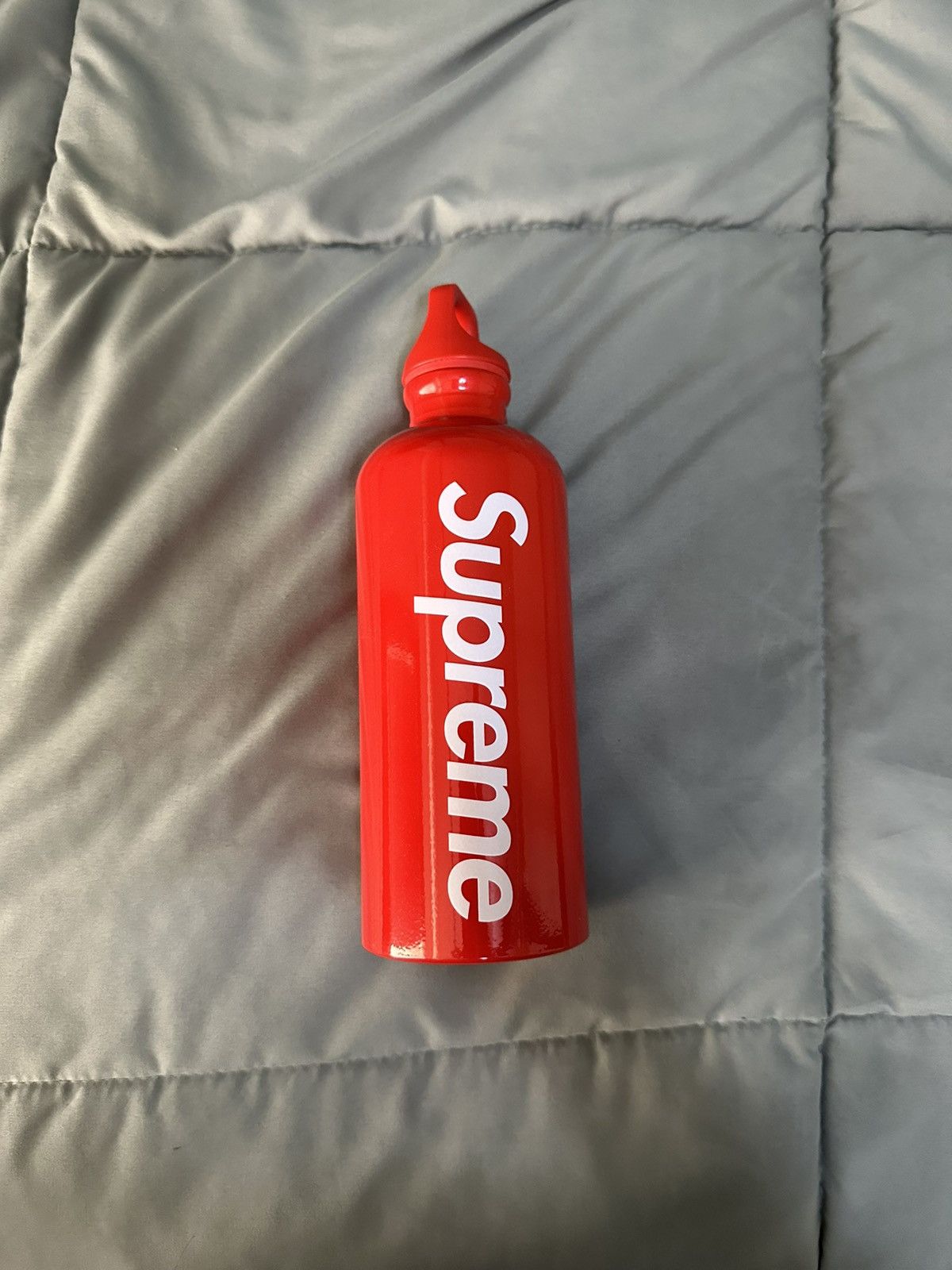 Supreme Supreme water bottle | Grailed