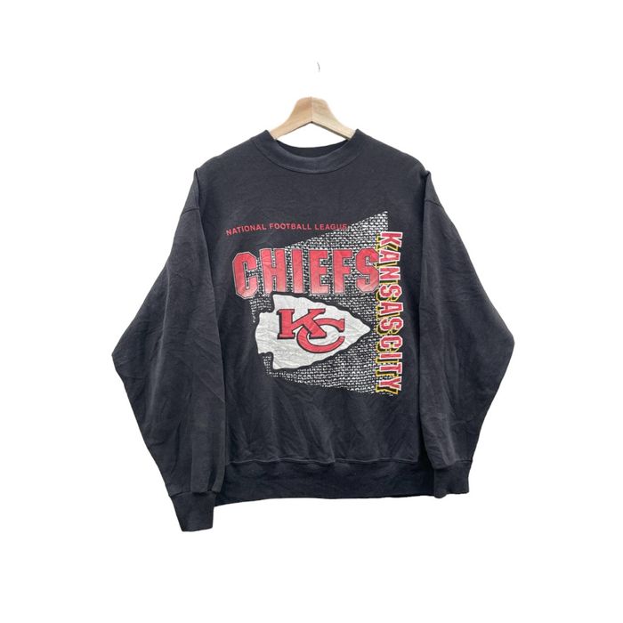 Vintage Vintage 1990's Kansas City Chiefs NFL Graphic Logo Crewneck ...
