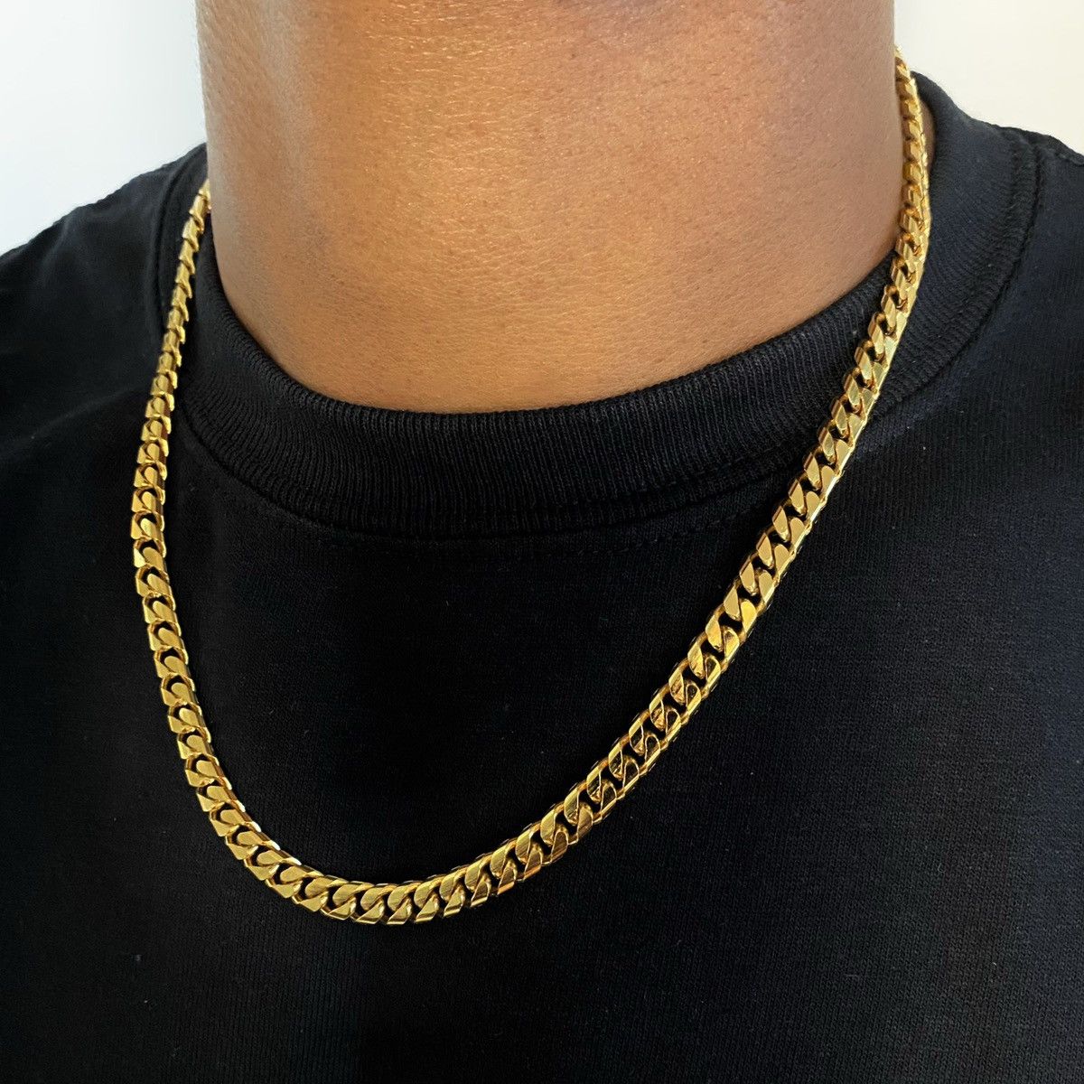 Dior CHRISTIAN DIOR VINTAGE GOLD CUBAN LINK CHAIN NECKLACE | Grailed