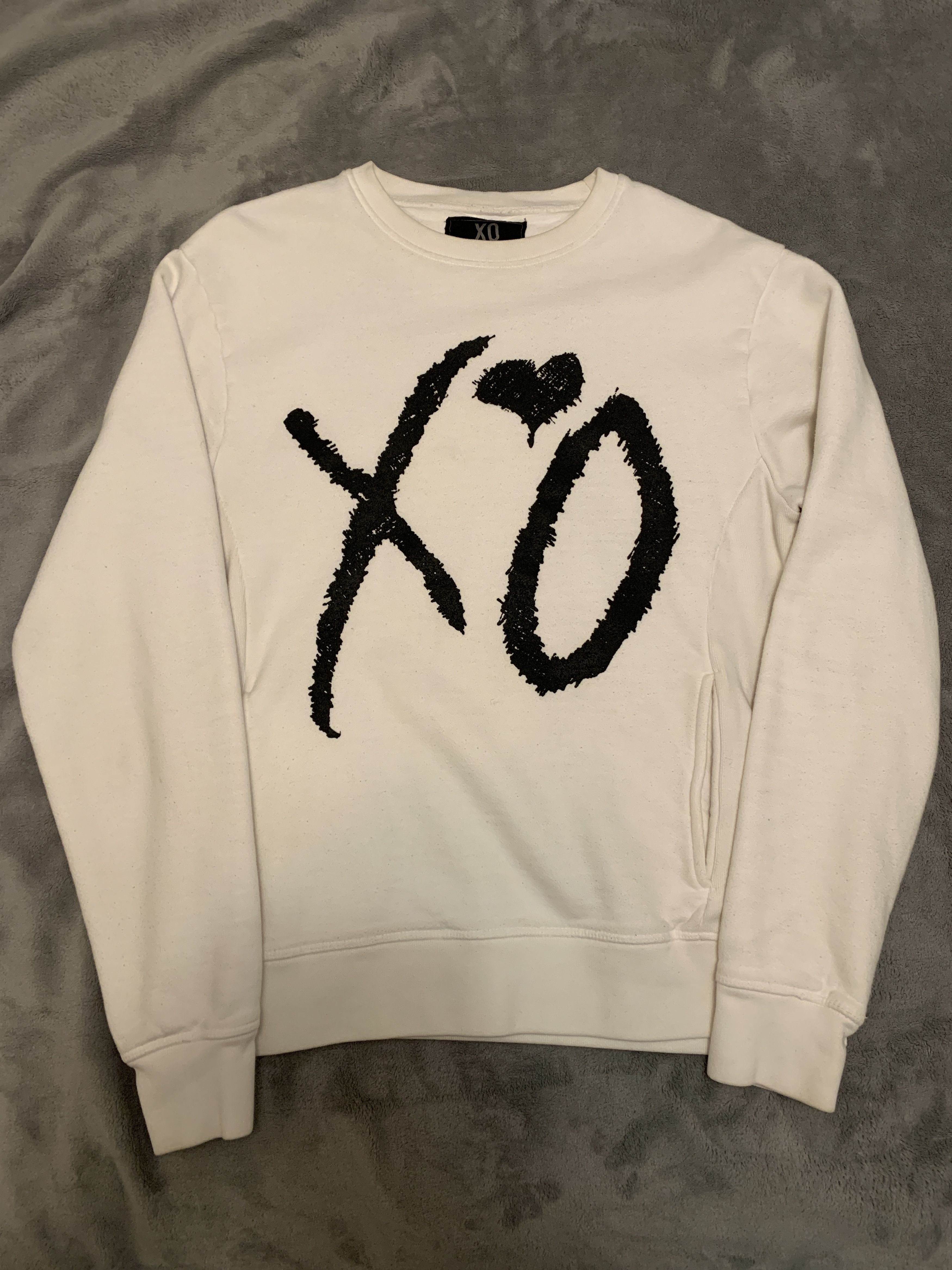 The Weeknd The weeknd official issue xo white crewneck | Grailed