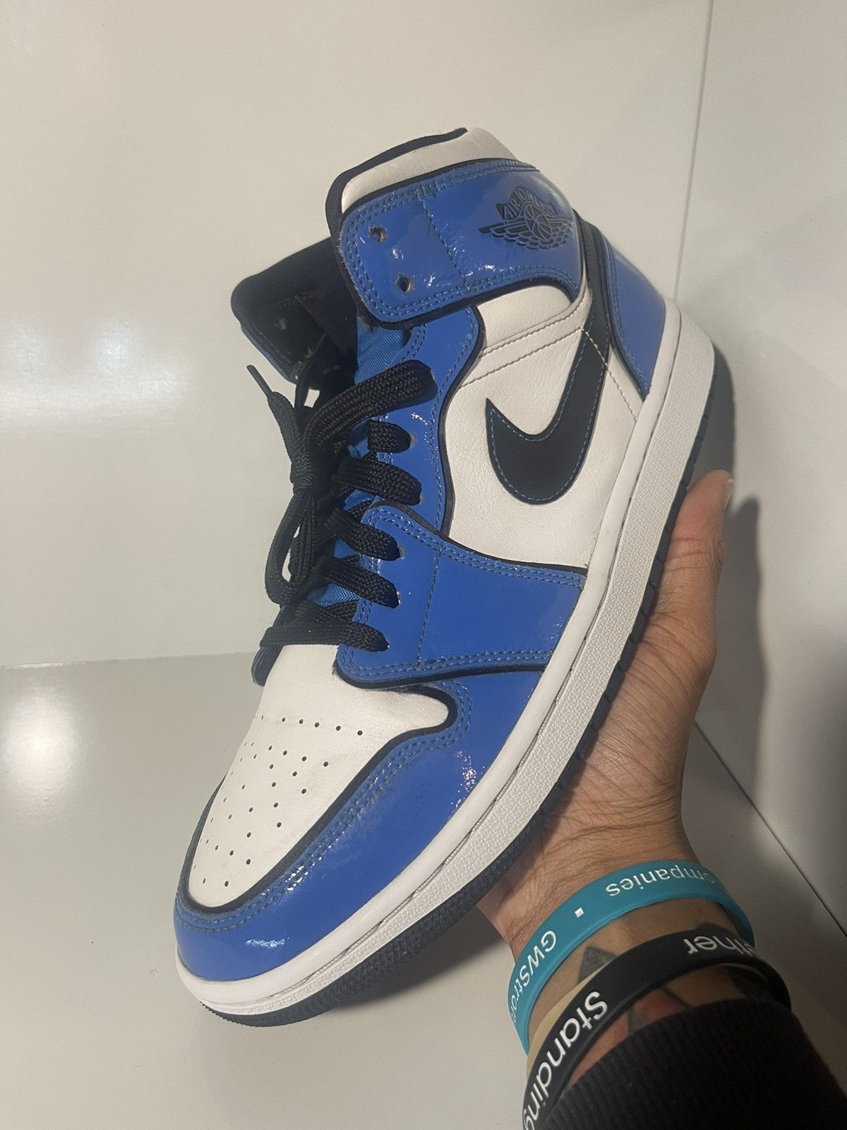 Jordan Brand Air Jordan 1 Mid SE ‘Signal Blue’ | Grailed