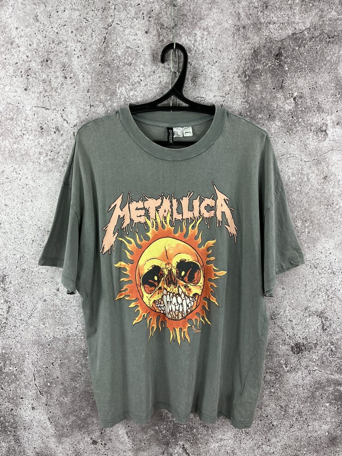 Metallica Metallica x H&M Oversized T-Shirt Big Logo SunScull | Grailed