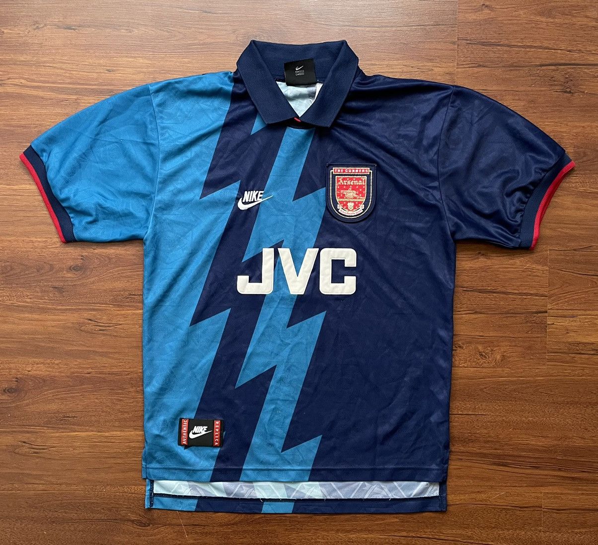 Nike Rare Vintage 90's Arsenal 1995/96 Nike JVC Soccer Jersey | Grailed