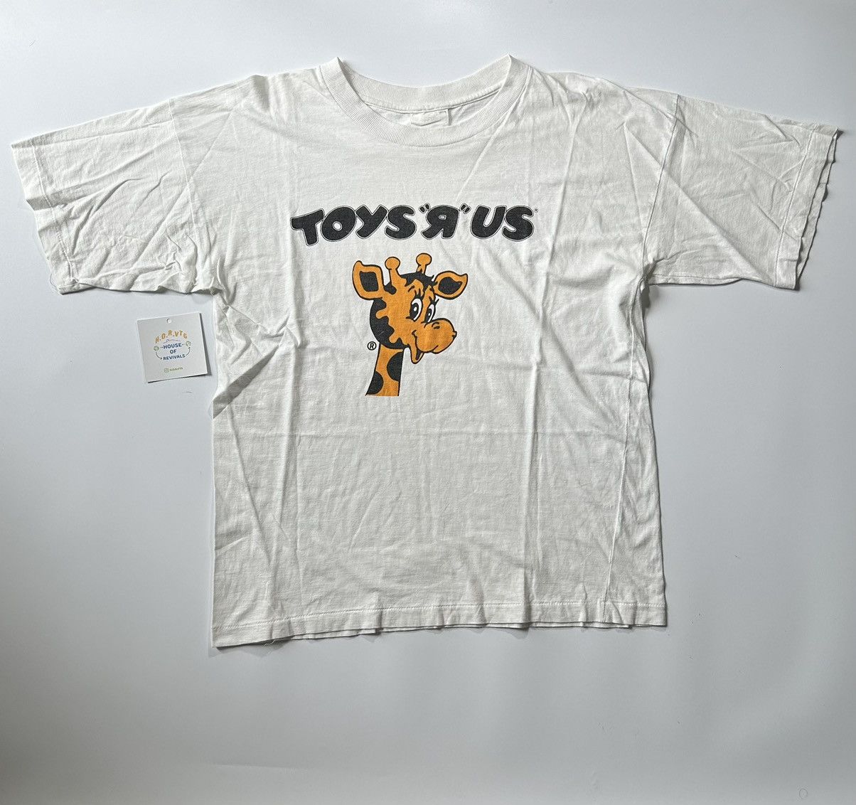 Vintage Vintage 90s Toy R Us Geoffrey Giraffe single stitch t-shirt | Grailed