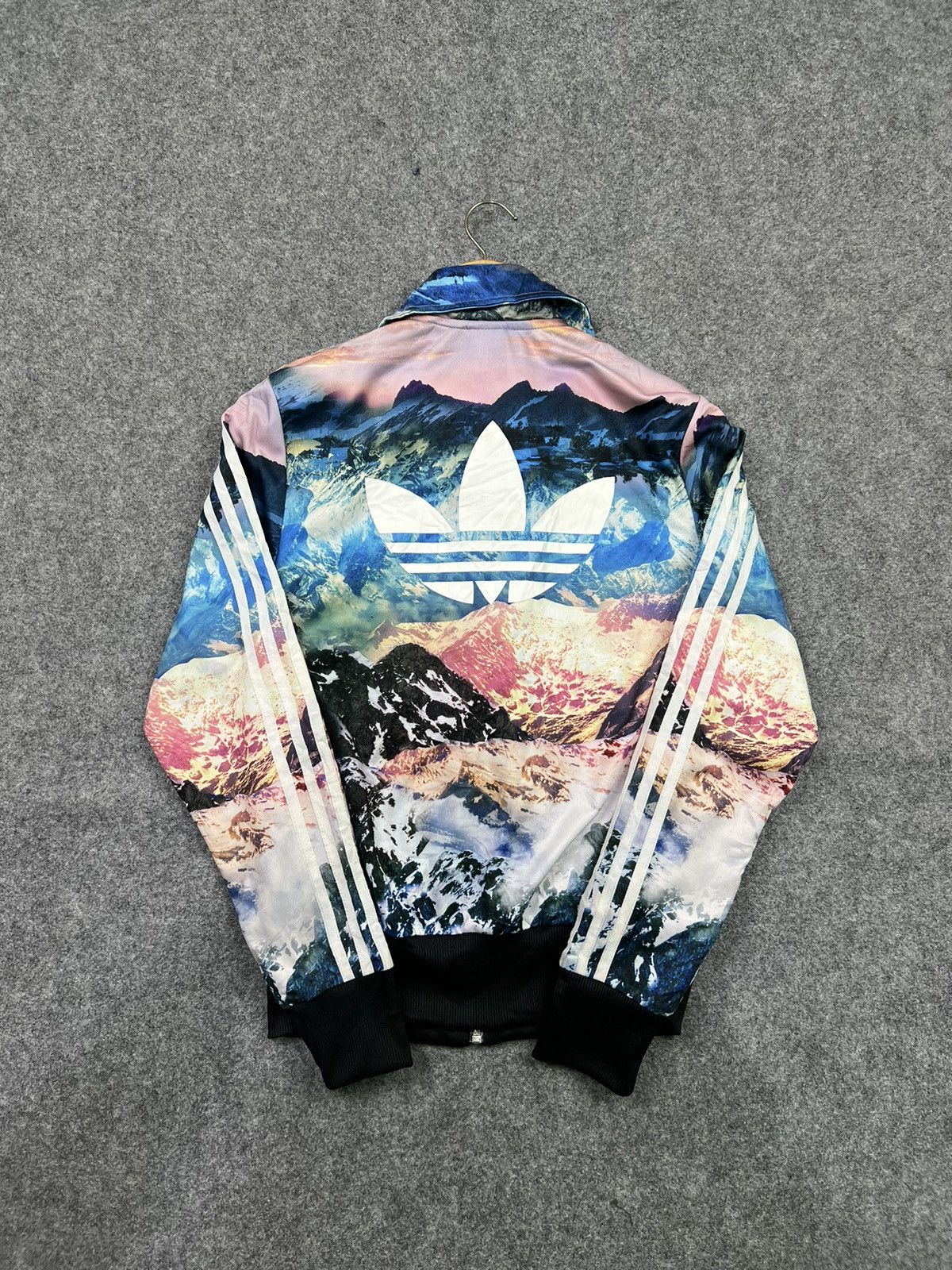 Adidas ADIDAS MOUNTAIN CLASH TRACKTOP | Grailed