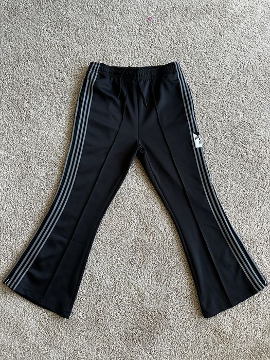 Streetwear GV Gallery Raspberry Hills Uncle Leon Sweats | Grailed