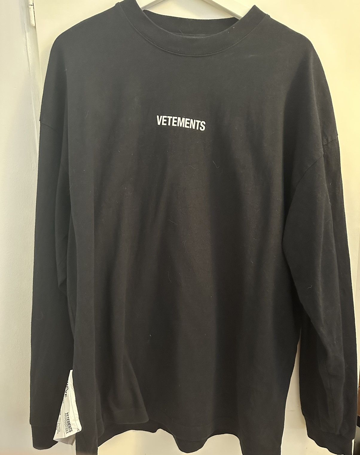 Vetements Vetements wash tag long sleeve | Grailed