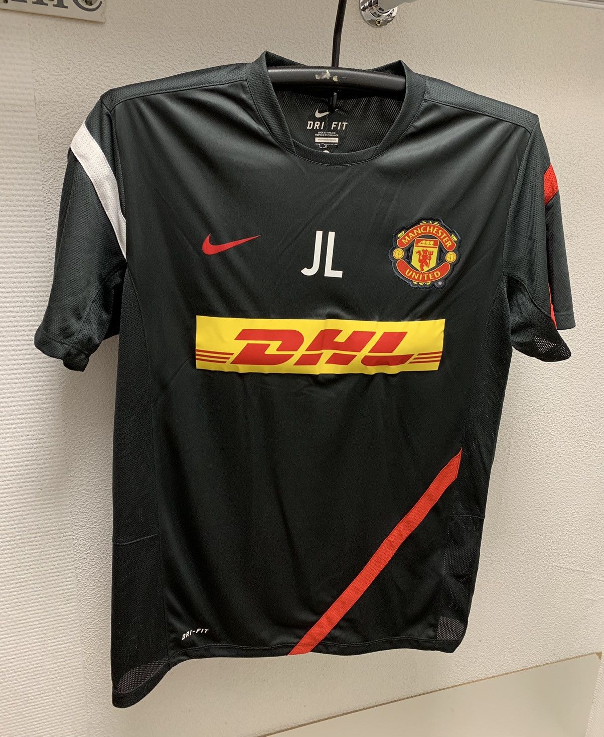 Nike Nike Manchester United soccer jersey DHL Xl ronaldo | Grailed
