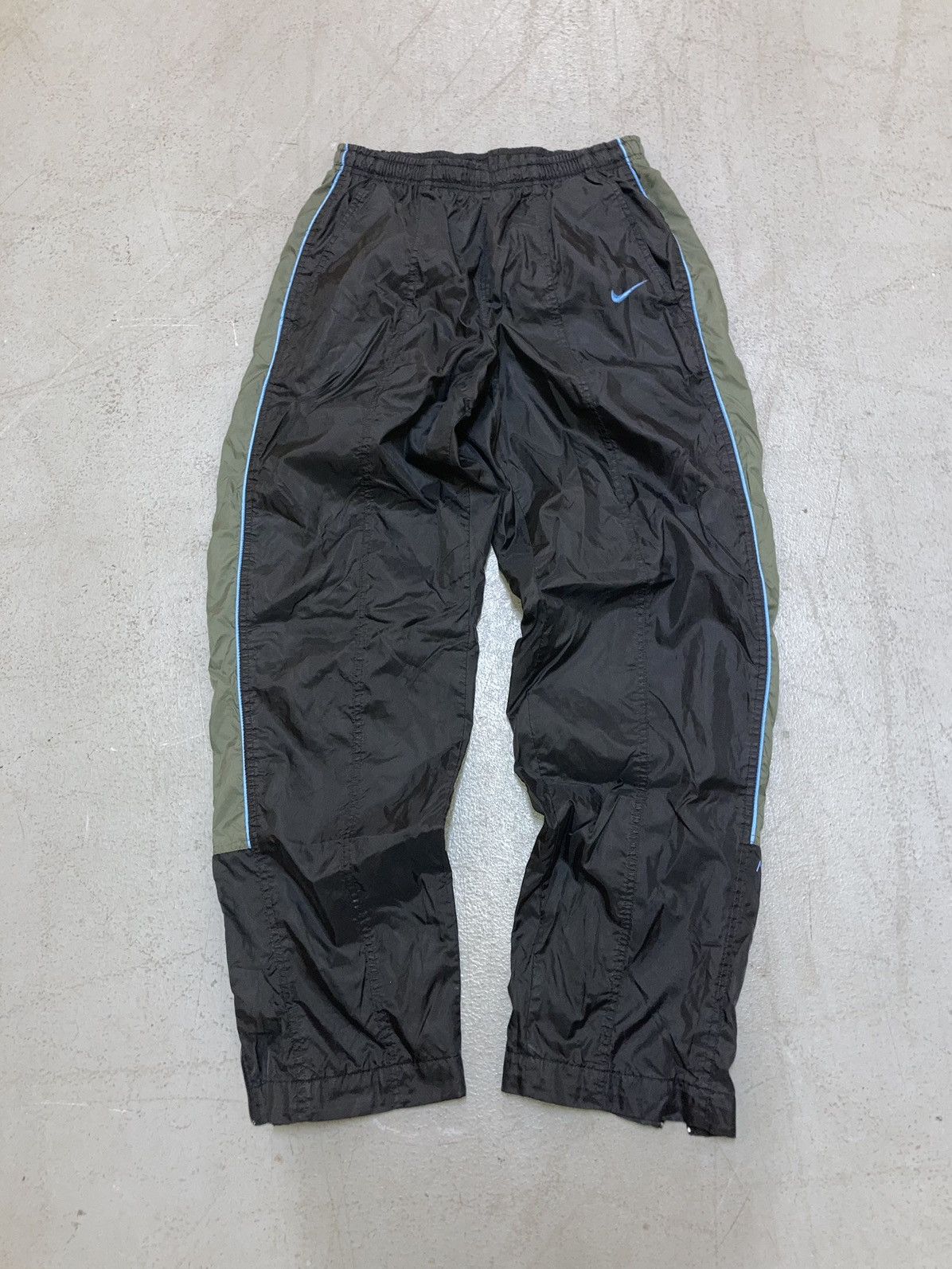 Nike × Nike ACG × Vintage Crazy Vintage Y2K Nike Track Pants Baggy Wide Leg Essential | Grailed
