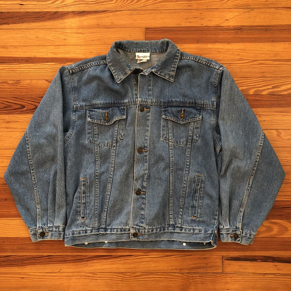 Disney × Vintage Vintage Walt Disney World Mickey Mouse Denim Jacket ...