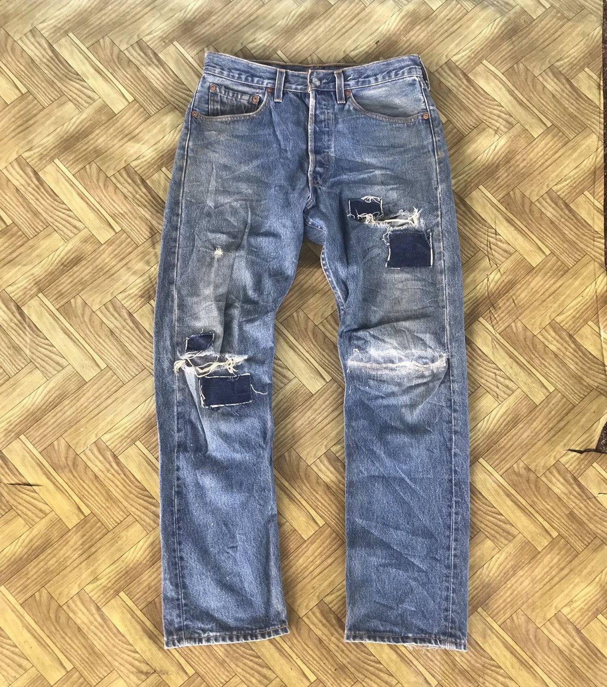 Levi's Vintage Clothing Vtg 80’s Levis R logo | Grailed