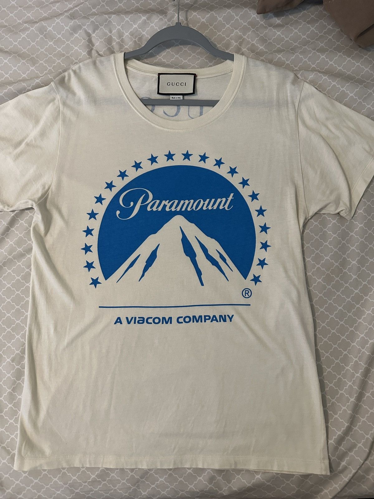 Gucci Gucci Oversize T-shirt with Paramount logo | Grailed