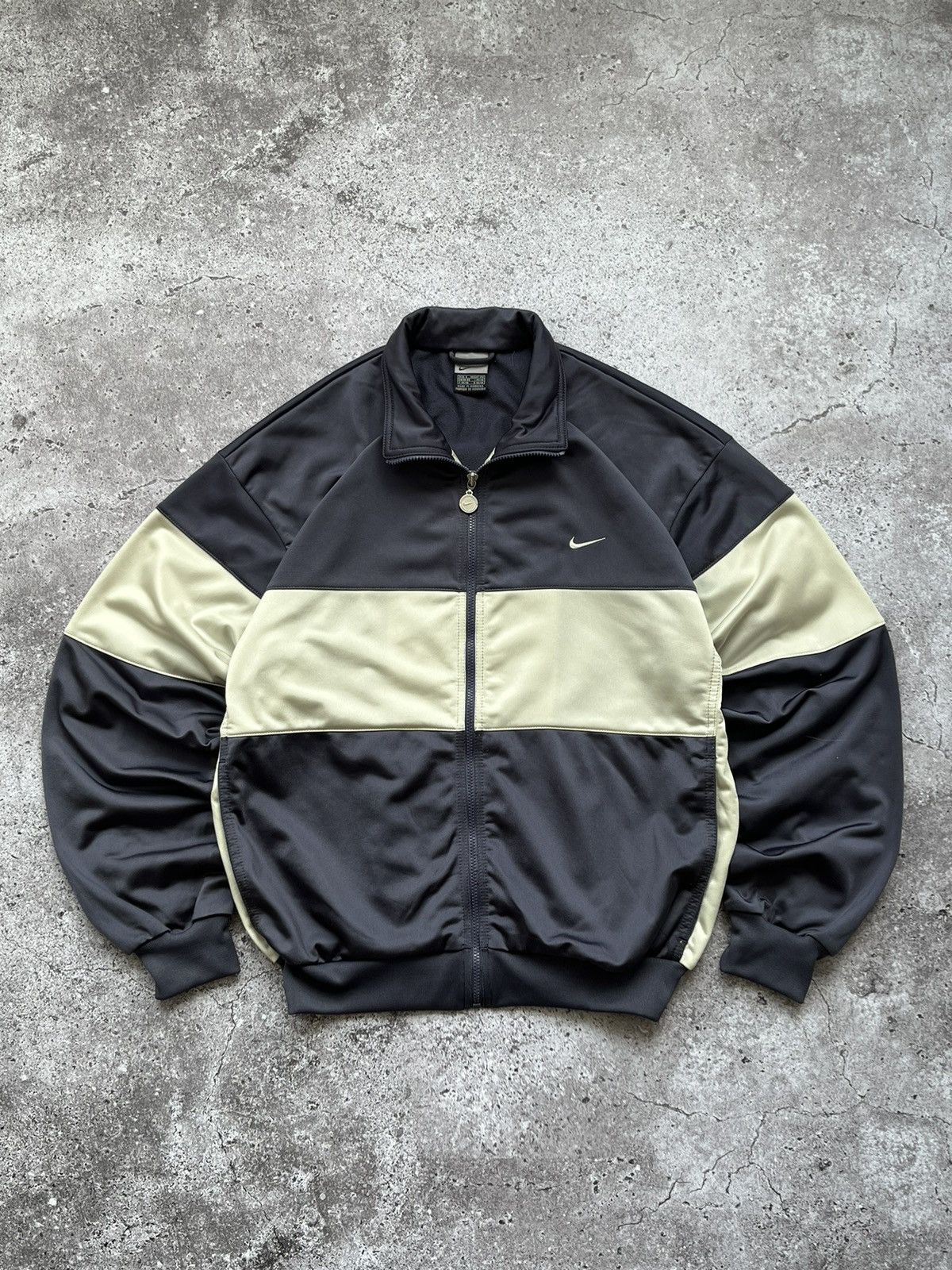 Nike × Streetwear × Vintage Nike Vintage Basic Mini Swoosh Logo Light ...