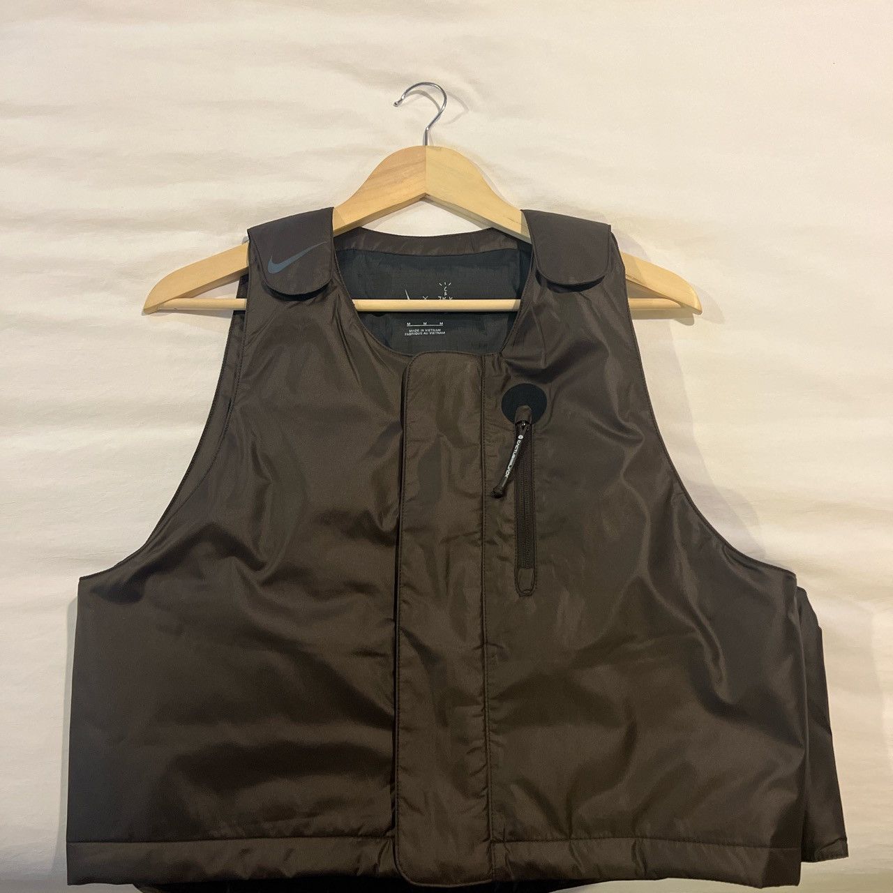 Nike Travis Scott Cactus Jack x Nike Puffer Vest | Grailed