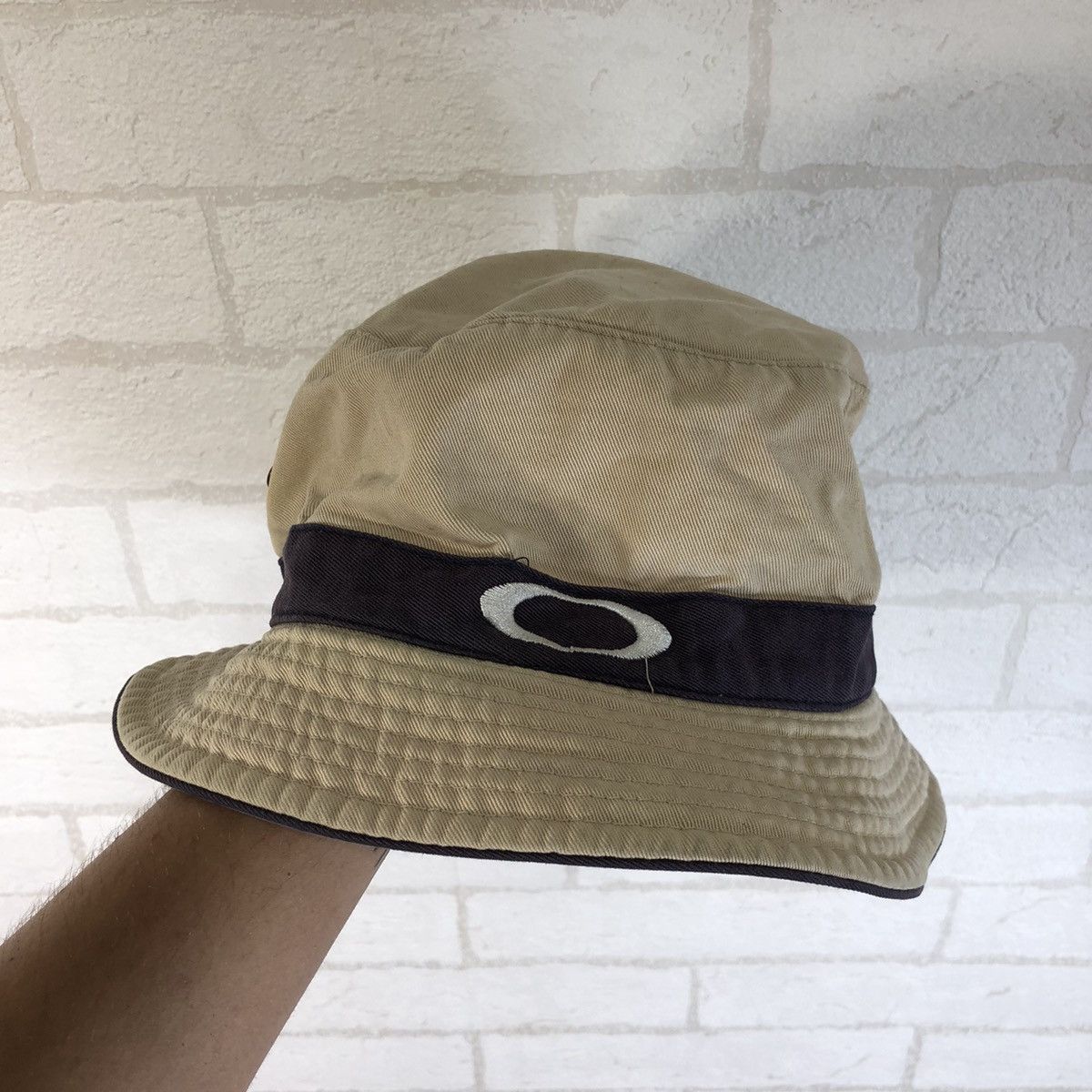 Vintage Vintage 90s Oakley bucket hat cap gorp-core outdooravantgard ...