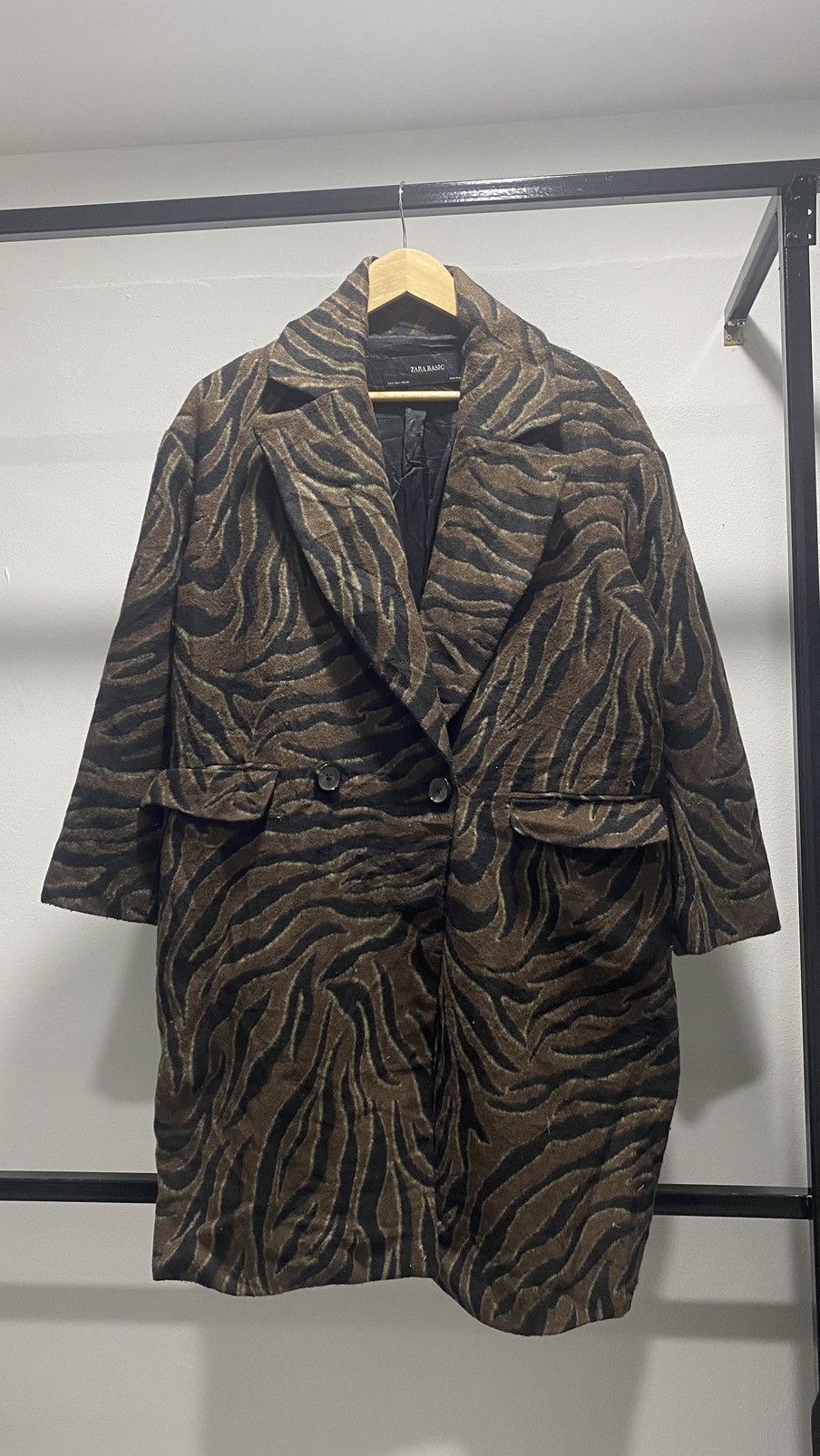Luxury × Streetwear × Zara 🔥VTG TIGER CAMO COAT | Grailed