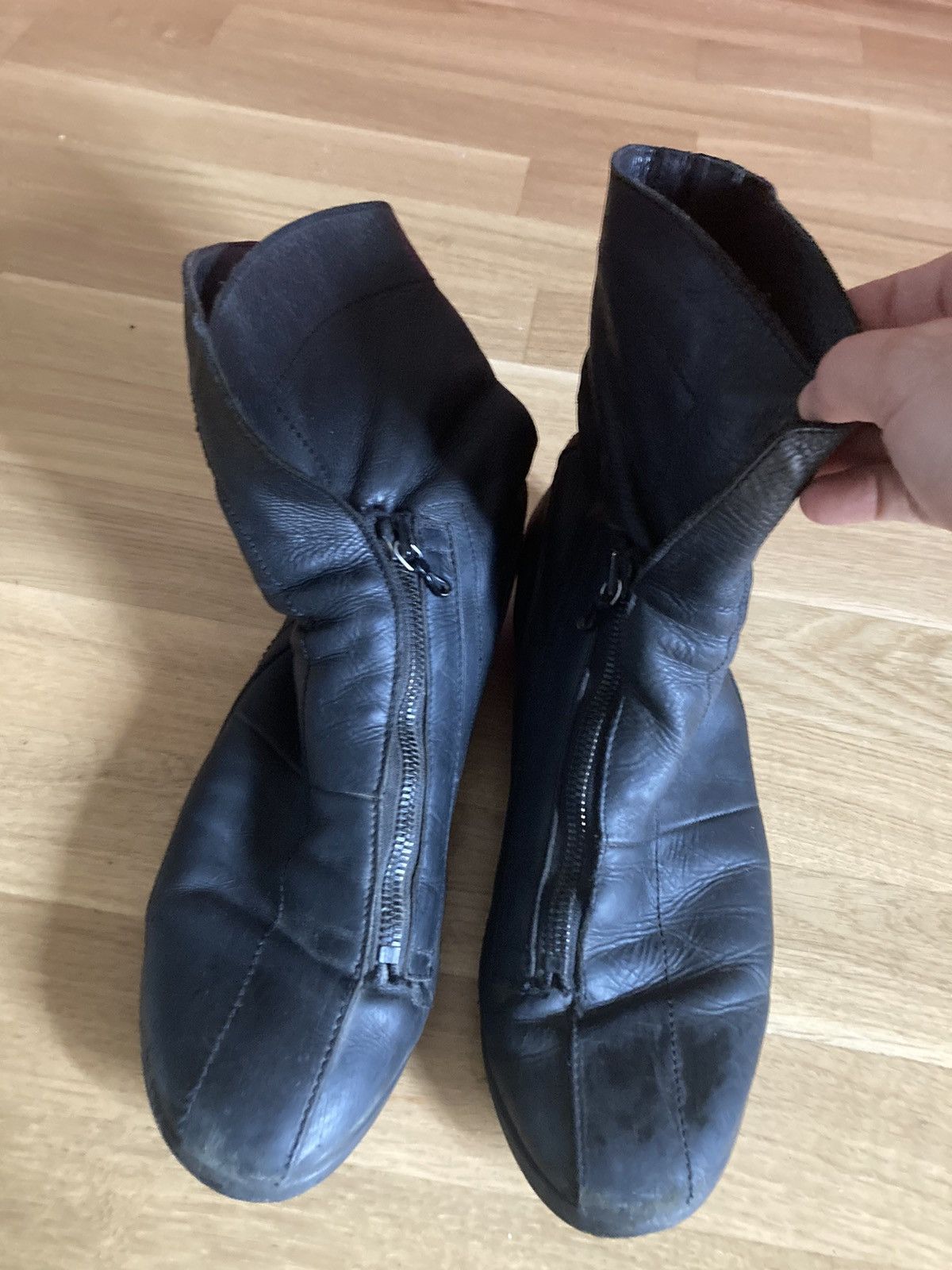 Julius Julius Side Zip Boots | Grailed